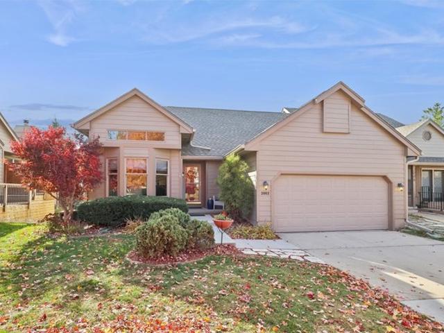 2002 Maple Cir, West Des Moines, IA 50265