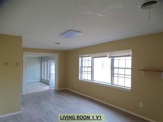 2002 Minter Lane