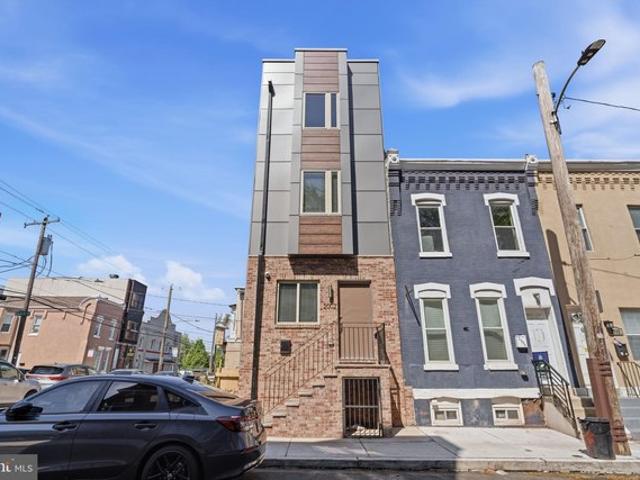 2002 N Cleveland St, Philadelphia, PA 19121