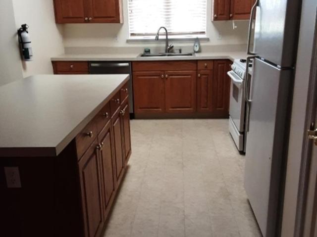 2002 Brookfield Glen Dr