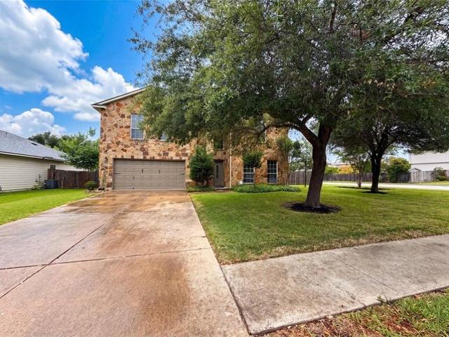 2002 Concan Dr, Hutto, TX 78634