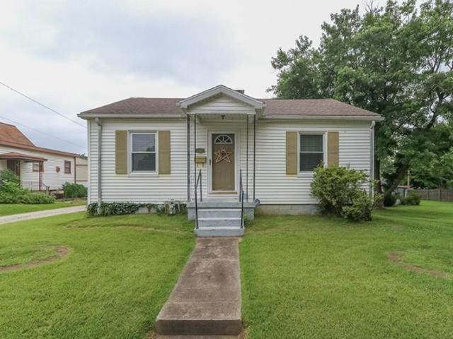 2002 E Michigan St, Evansville, IN 47711