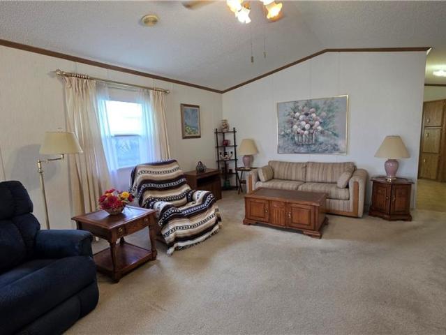 2002 Green Gate Circle N