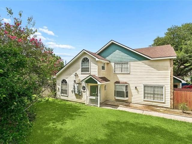 2002 Greenpoint Dr Unit 2002, New Orleans, LA 70114