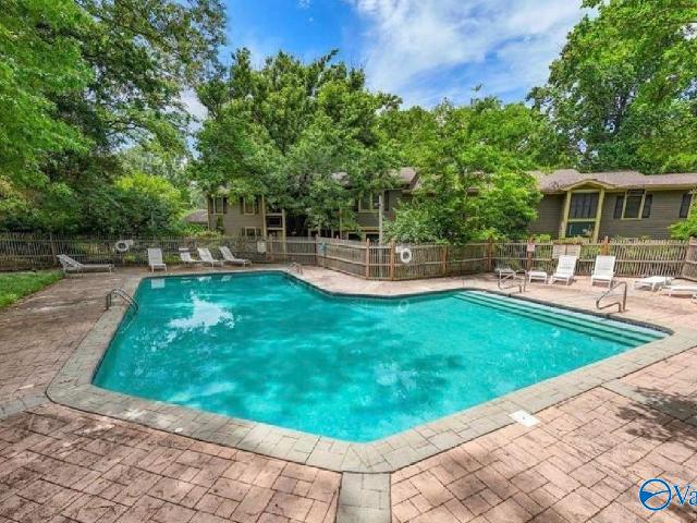 2002 Greenwood Place SW
