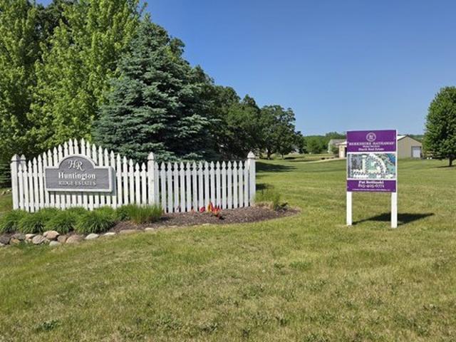 2002 Hillsboro Ln Lot 353, Harvard, IL 60033