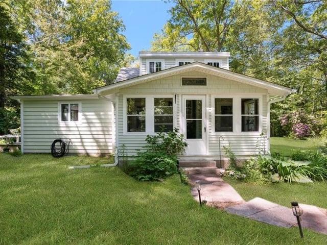 2002 Kingstown Rd, South Kingstown, RI 02879
