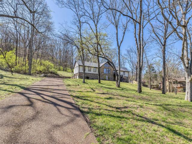 2002 Sunny Dr, Side, Brentwood, TN 37027 | MLS #3149 | Compass