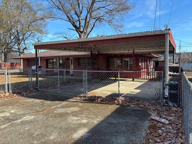 2002 Somerset Ave, Columbus, GA 31903