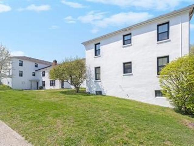 2002 South Westnedge Avenue 2 Bedroom Apartment for Rent at 2002 S Westnedge Ave, Kalamazoo, MI 49008 Westnedge Hill