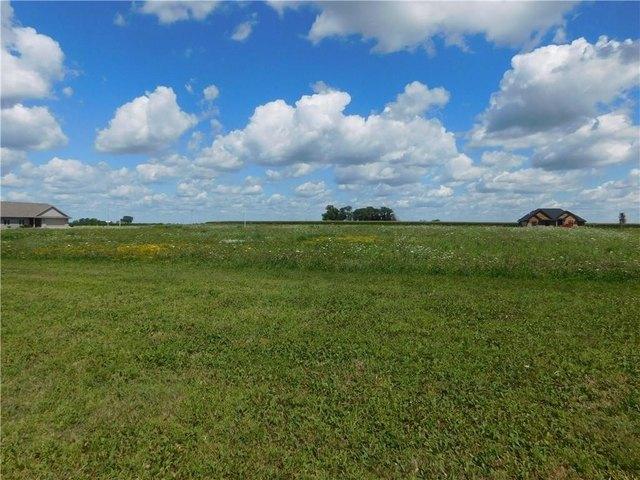 2002 Spaulding Ln, Grinnell, IA 50112