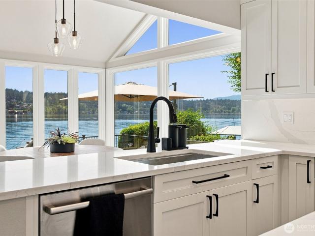 2002 W Lake Sammamish Parkway NE