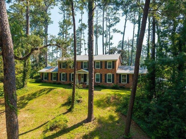 2002 Wood Valley Dr, Valdosta, GA 31602