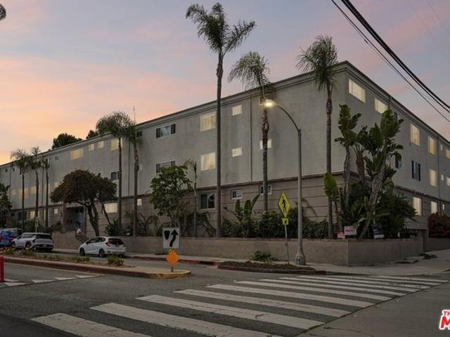 2002 4th St Apt 208, Santa Monica, CA 90405