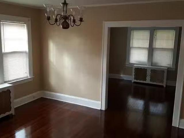 20033525 East ave and broad street, sewaren nj