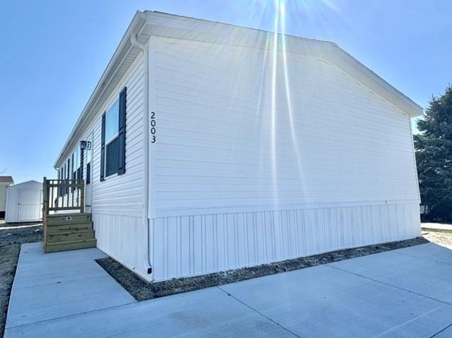 2003 MT Vernon Ct, Potterville, MI 48876