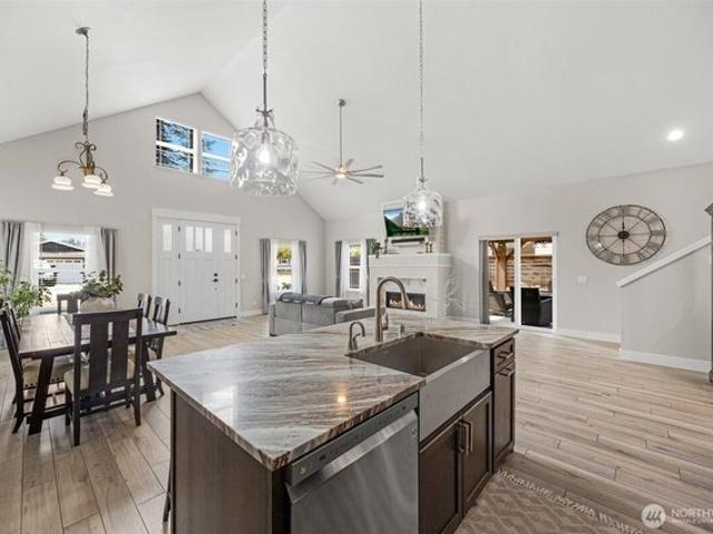 2003 Adams Ave, Everett, WA 98203