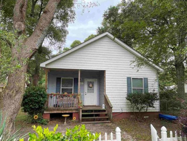 2003 Bainbridge Ave, Pensacola, FL 32507