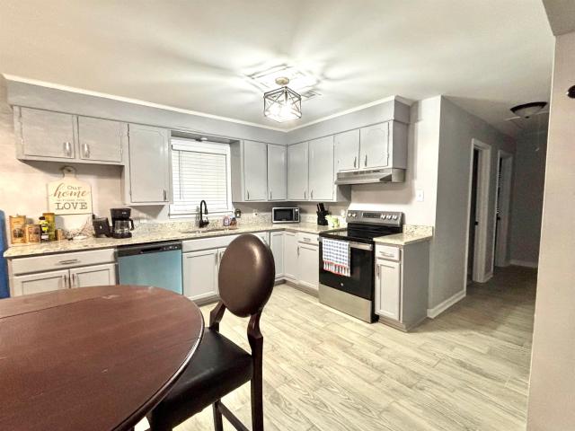 2003 bond ferry rd