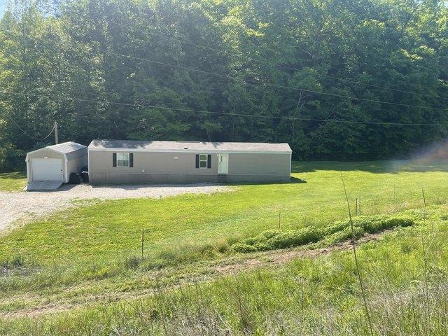 2003 Centerville Rd, West Liberty, KY 41472
