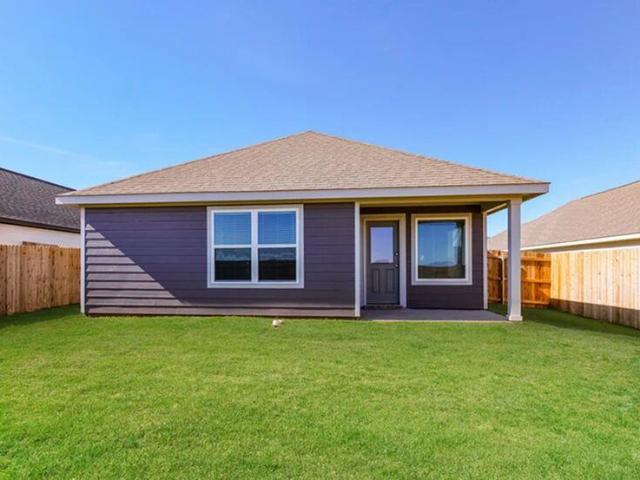 2003 Crimson Lake Boulevard