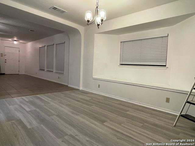 2003 Ellison Dr