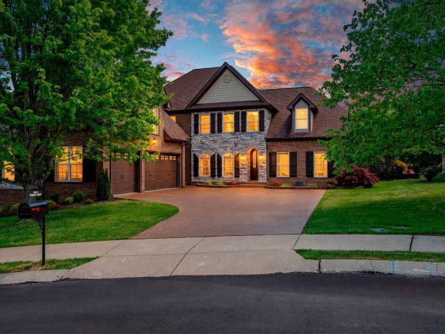 2003 Fishers Loop