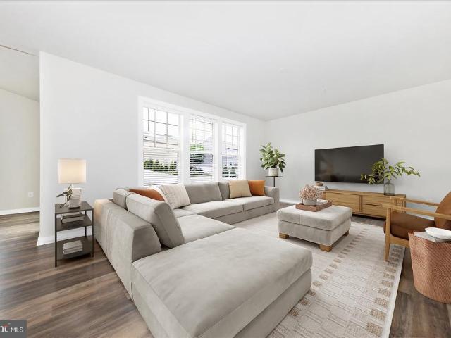 2003 Foster Way