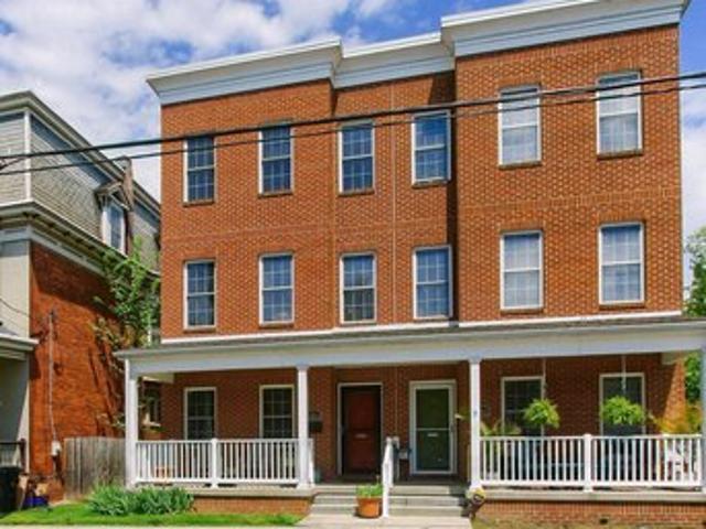 2003 Green St, Harrisburg, PA 17102