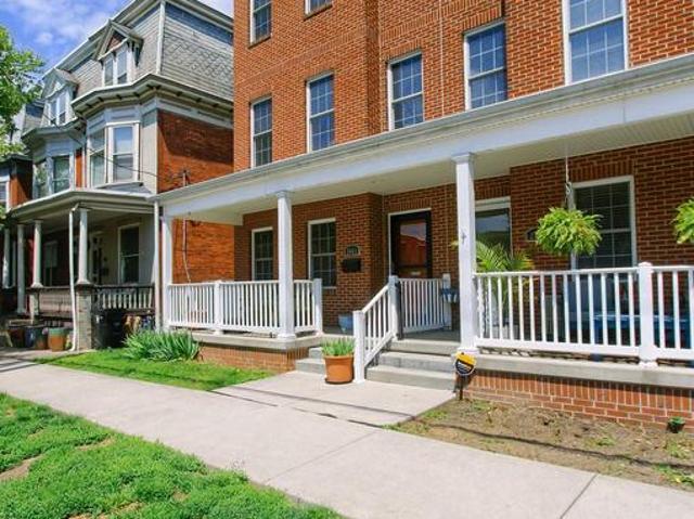 2003 Green Street