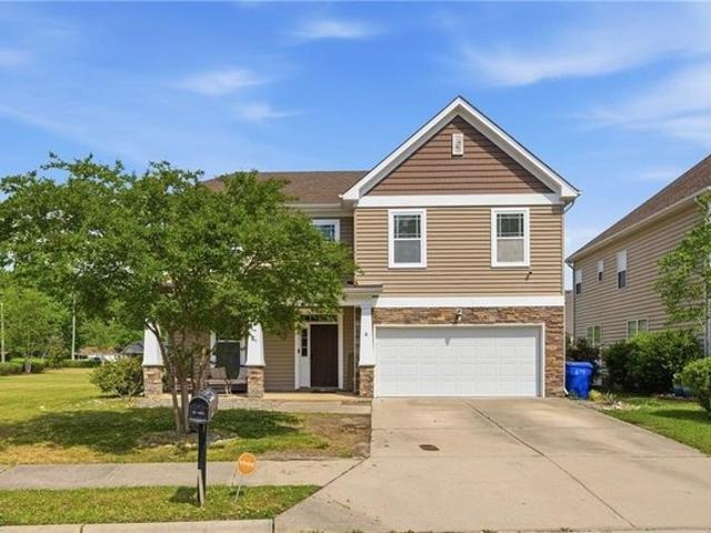 2003 Redgate Dr, Suffolk, VA 23434