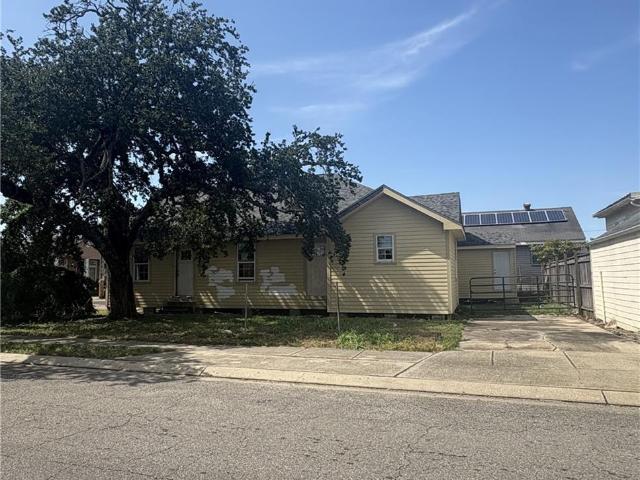 2003 Spain Street