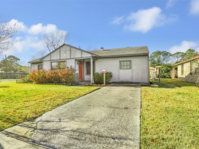 2003 Texoma St, Baytown, TX 77520