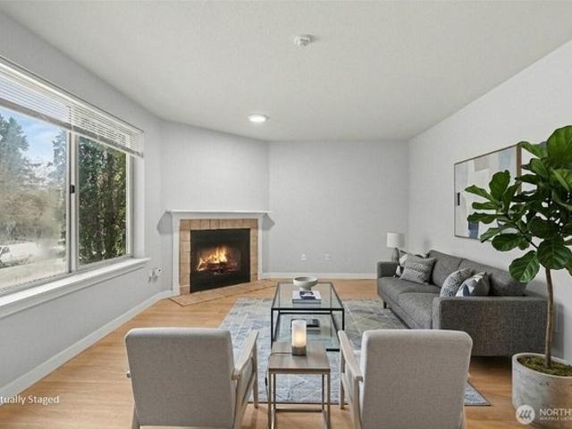 2003 th Pl W Apt 2A, Lynnwood, WA 98036