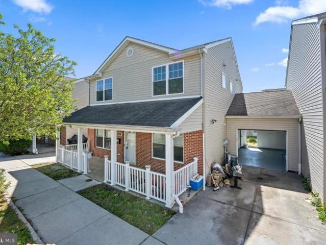 2003 W Union St, Chester, PA 19013