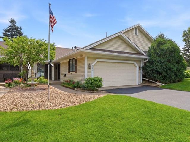 2003 28th Ave NW Unit 103, New Brighton, MN 55112