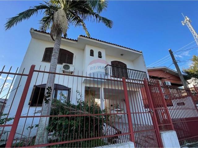 200.00 M² Casa Alugar, 3 Dormitórios localizado em Menino Jesus, Santa Maria, Rio Grande do Sul, 97050680 | Brasil