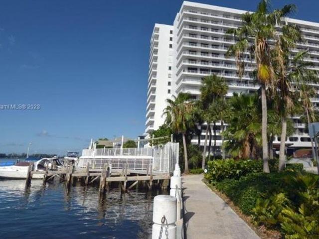 200 15th Rd SE #10H, Miami, FL 33129