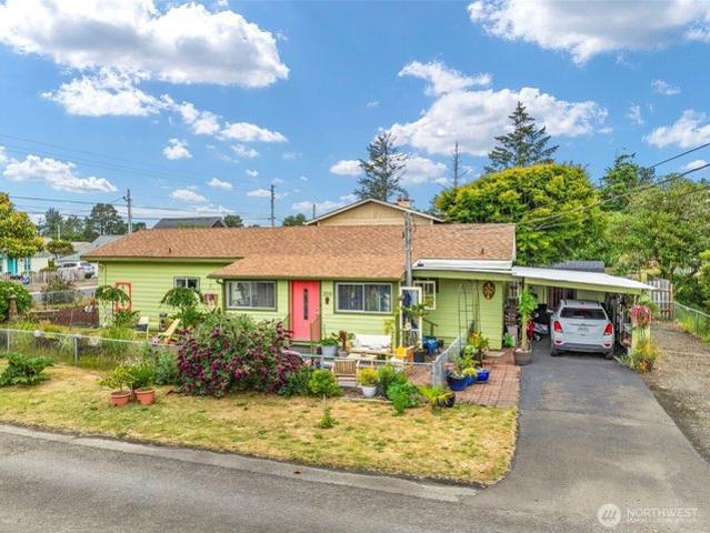 200 17th St SE, Long Beach, WA 98631