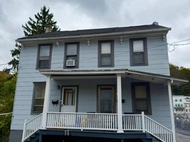 200 202 Buckley St, Minersville, PA 17954