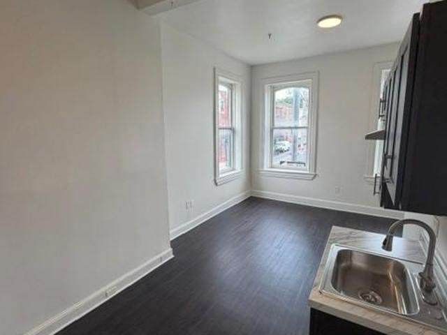 200 202 S Duke Street # 3