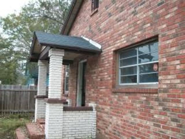 $200 / 2br 1450ft² Brick Home to Own on Bay Ave Downtown Mobile