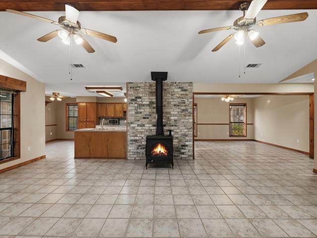 200 Cove View Dr, Trinity, TX 75862 | MLS #13619
