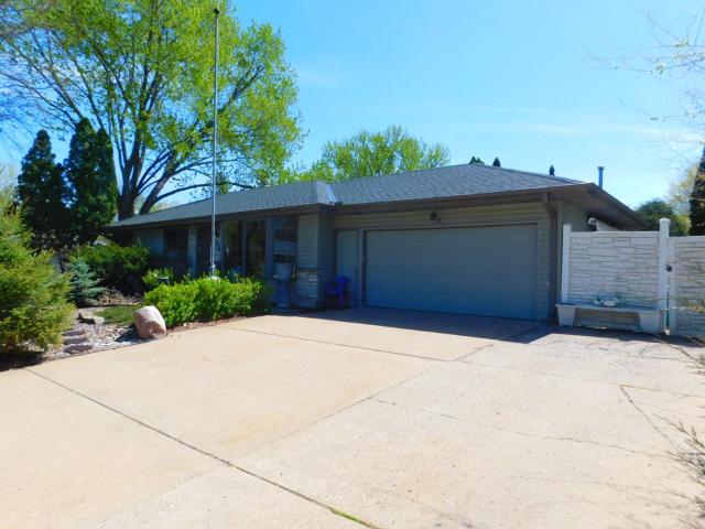 200 Colleen Ave, Shoreview, MN 55126 | MLS #7010 | Compass