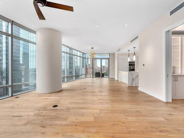 200 Congress Ave Unit 15E, Austin, TX 78701