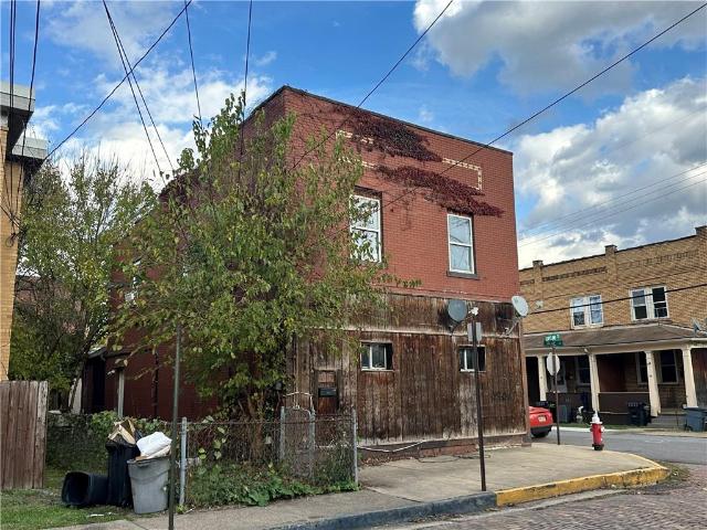 200 Copeland St, McKees Rocks, PA 15136 | MLS #1729 | Compass