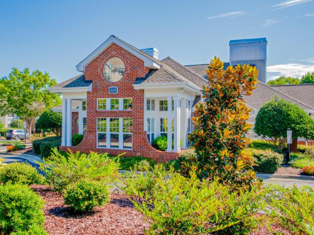 200 Copperline Drive 1br