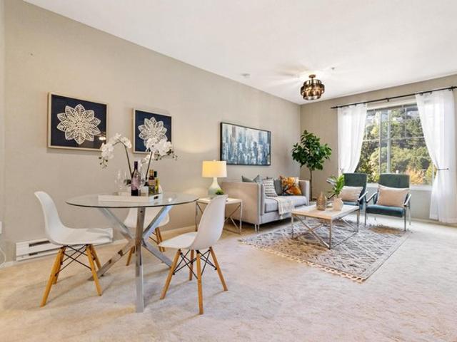 200 Caldecott Ln Unit 206, Oakland, CA 94618