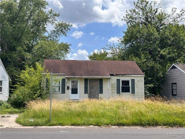 200 Cameron Rd, Saint Louis, MO 63137