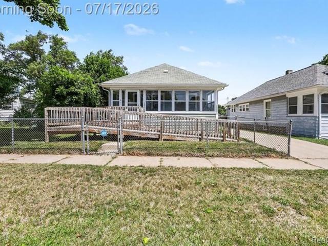 200 Cass Ave, Summit Township, MI 49203